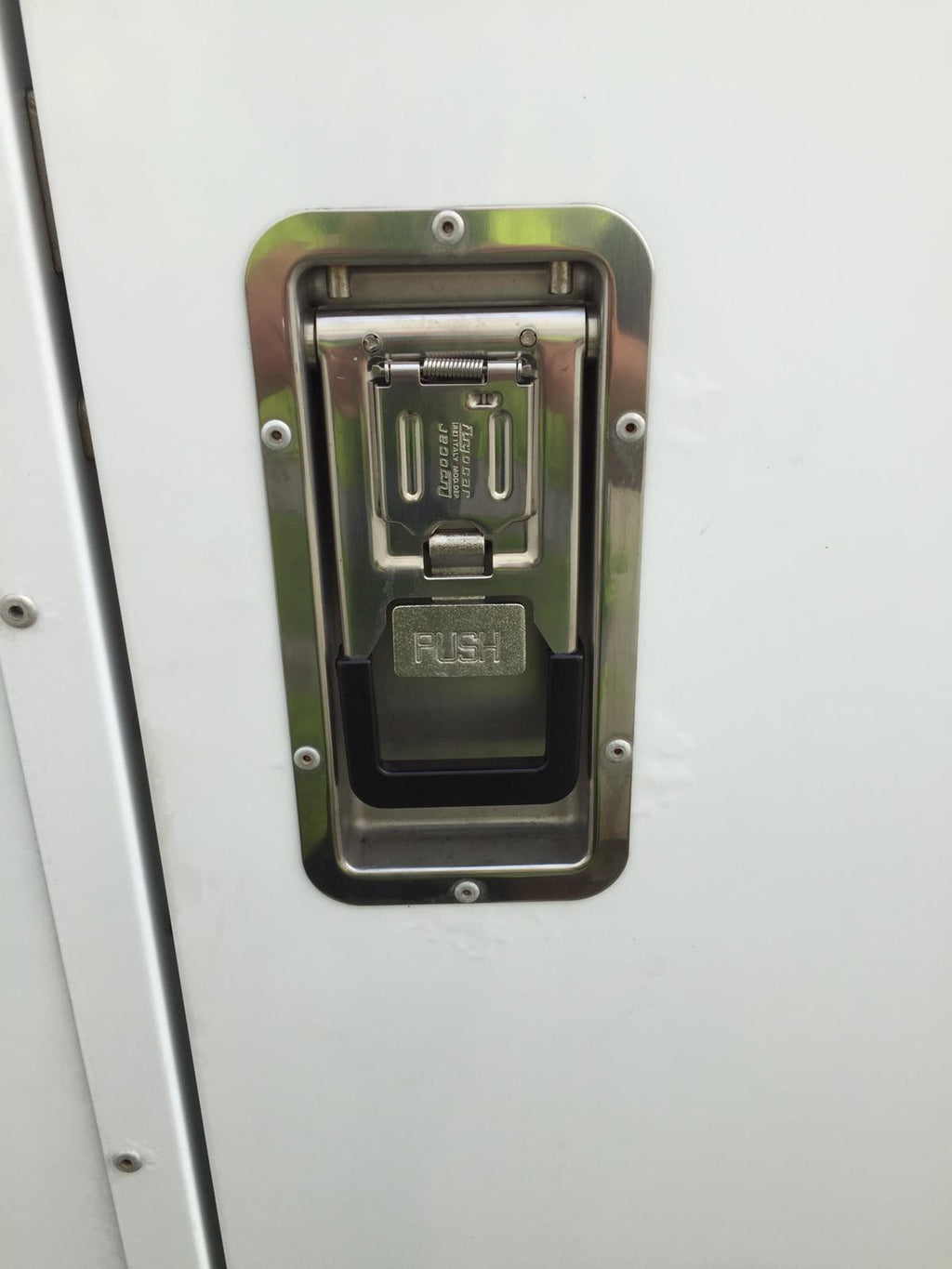 300KVA Coromatic Cummins used generator